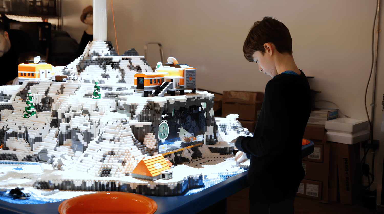 LEGO Playtables - Seeper